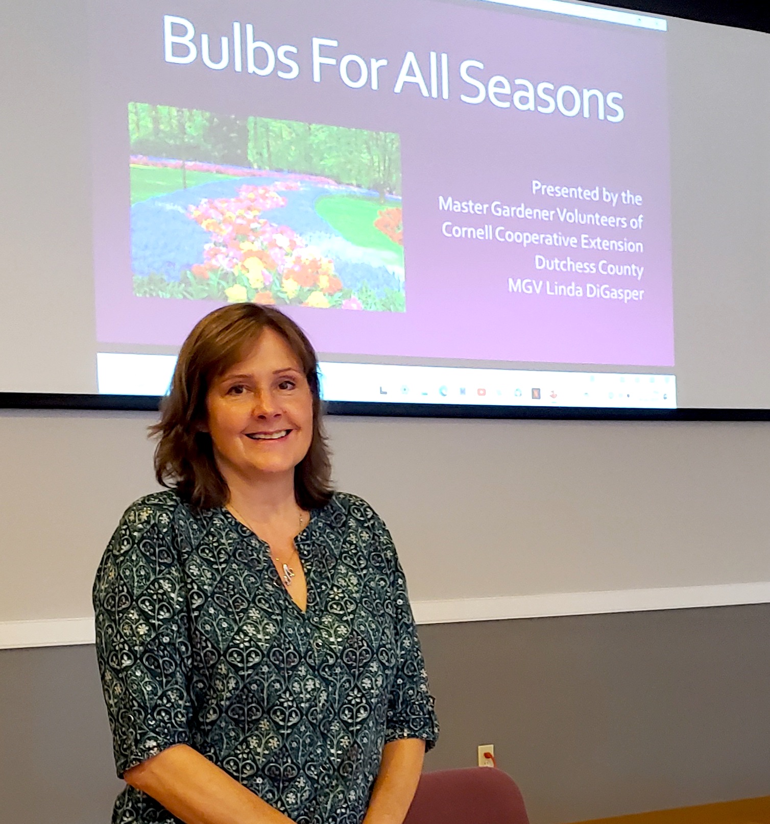 Garden Club Hosts Cornell Cooperative Bulb Expert - The New Pine Plains ...